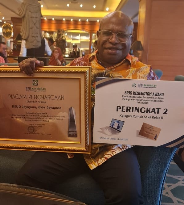 Komitmen Tingkatkan Mutu Pelayanan JKN, RSUD Jayapura Raih Penghargaan Terbaik Kedua Tingkat ...