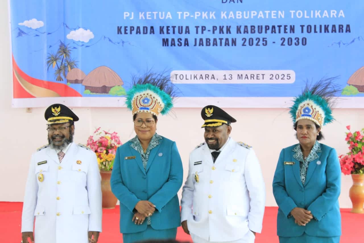 Pemkab Tolikara Gelar Sertijab Bupati dan Wakil Bupati Periode 2025 ...